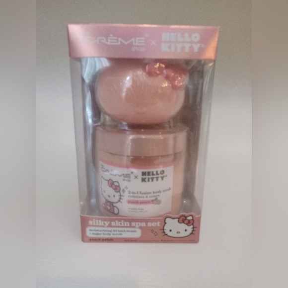 Hello Kitty | Bath & Body | The Creme Shop X Hello Kitty Silky Skin Spa ...